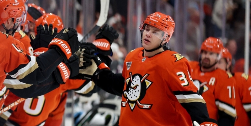 Anaheim Ducks vs New York Islanders Prediction and Betting Tips (10.03. ...